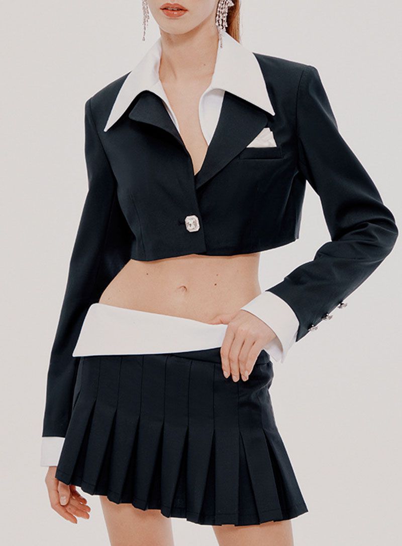 Preppy Contrast Collared Single Breasted Cropped Blazer And Pleated Mi